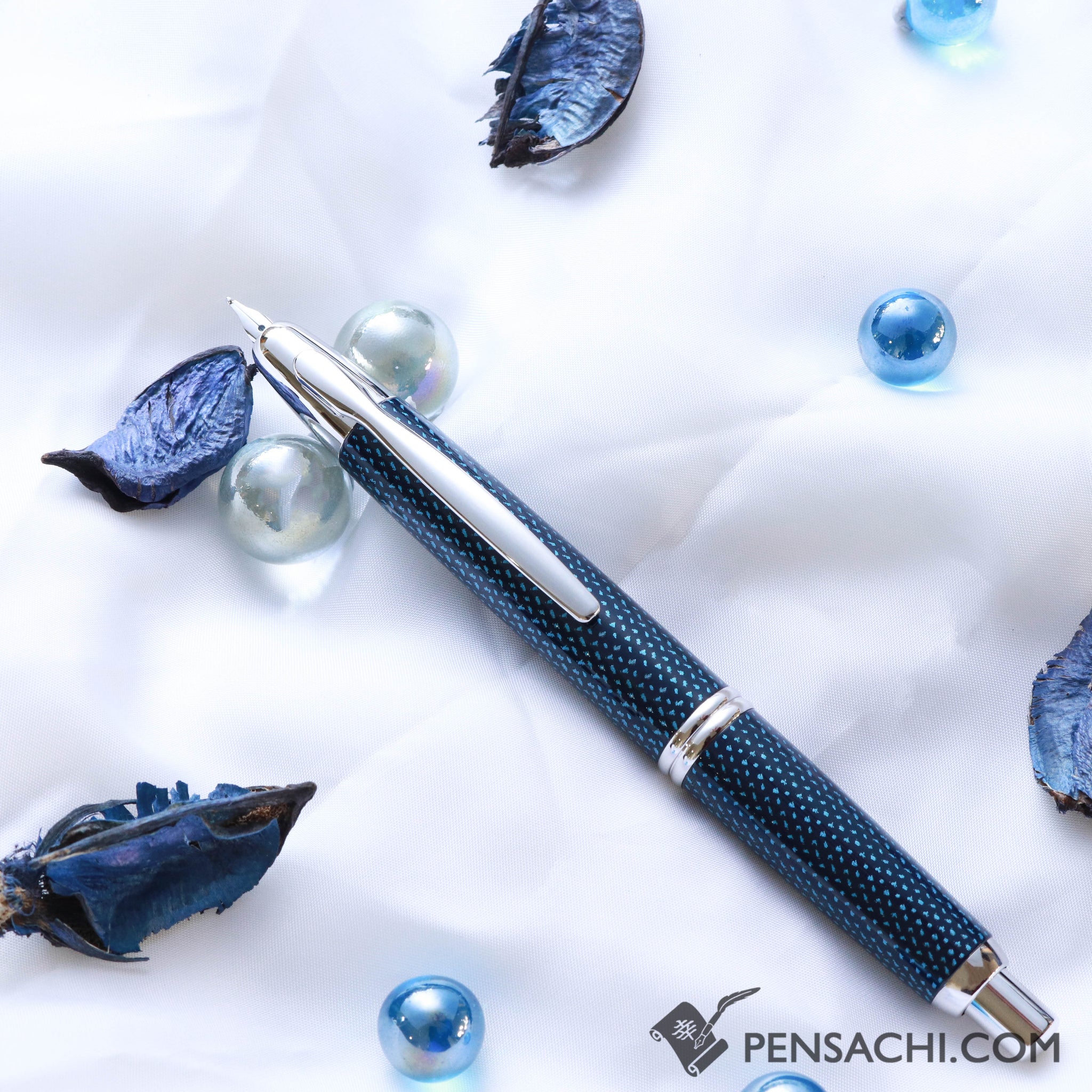 PILOT Vanishing Point Capless Fountain Pen - Blue Carbonesque– PenSachi