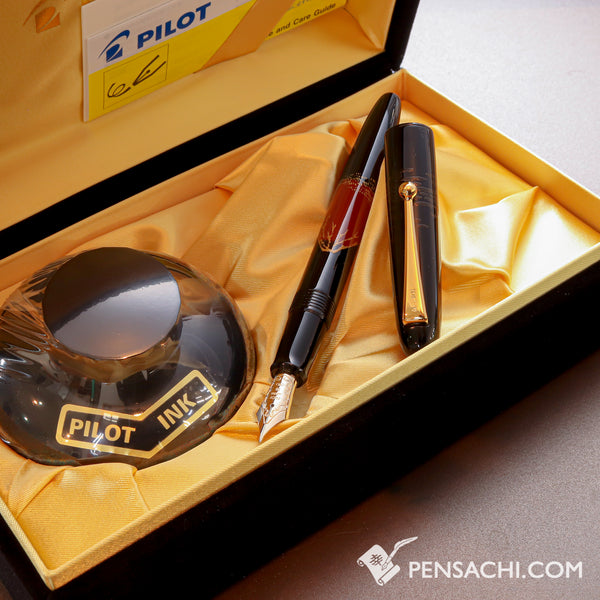 PILOT Togidashi Hira Makie Fountain Pen - Aka Fuji | PenSachi - Japan ...