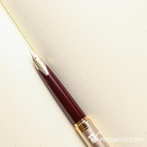 Tomoe River FP A5 Notebook (368 pages) 68 g/m2 - Cream Dot Grid– PenSachi